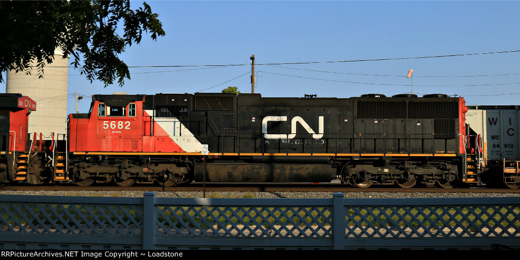 CN 5682